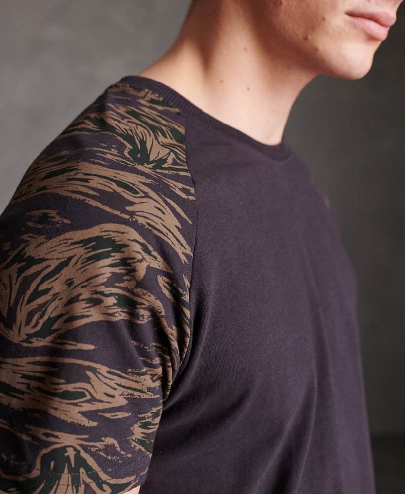 Mens - Camo Raglan T-Shirt in Carbon Black | Superdry